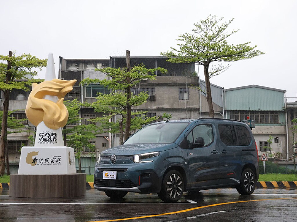 布丁狗蟬聯《車訊風雲獎》雙冠｜CITROËN 台灣
